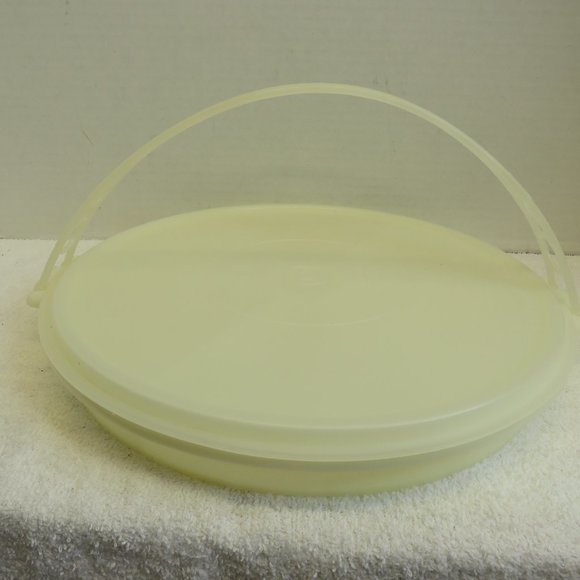 Tupperware | Kitchen | Vtg Tupperware Party Susan 459 White Divided ...
